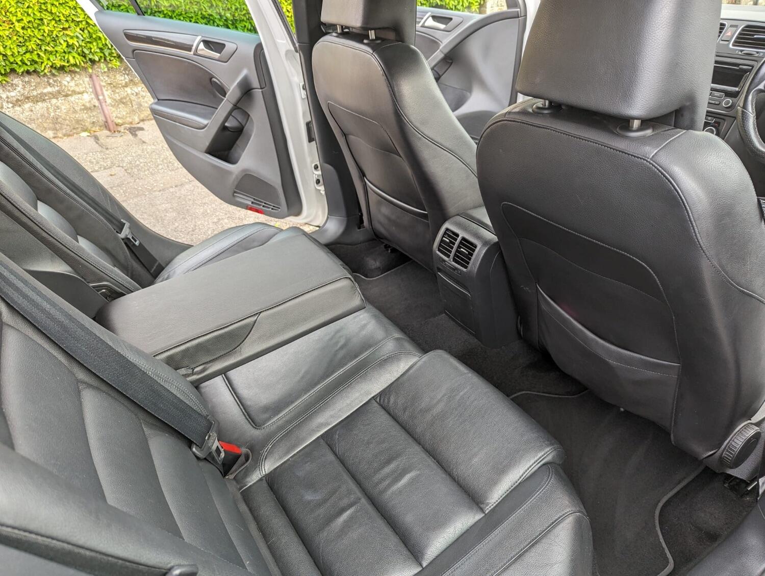 Used VOLKSWAGEN GOLF in Barrack Road West Parley Bh22 8ub, Dorset | Car ...