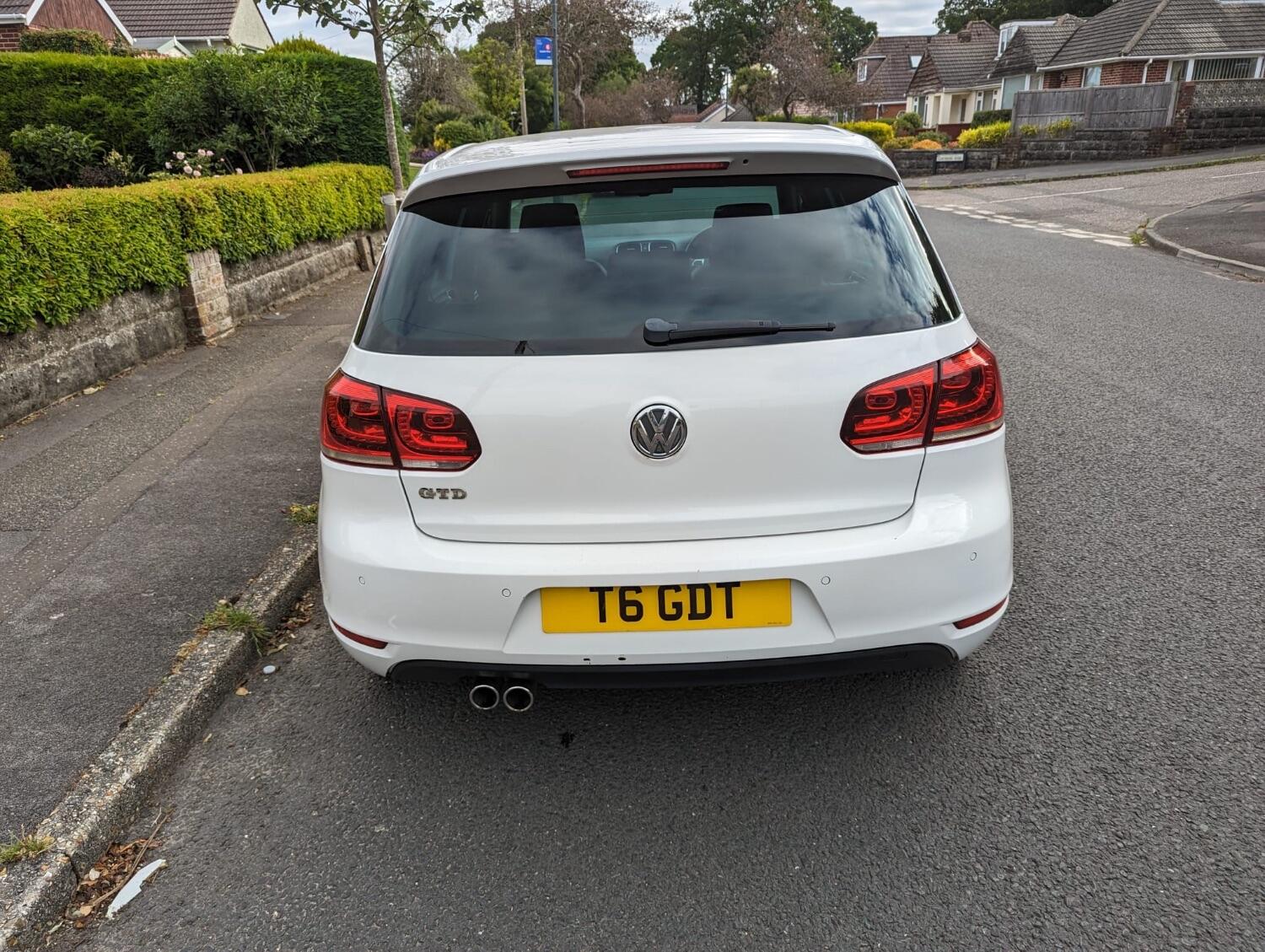 Used VOLKSWAGEN GOLF in Barrack Road West Parley Bh22 8ub, Dorset | Car ...