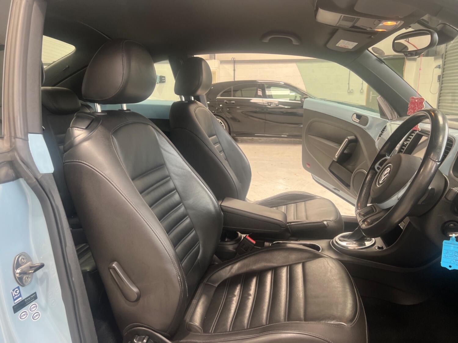 Used VOLKSWAGEN BEETLE in Barrack Road West Parley Bh22 8ub, Dorset ...