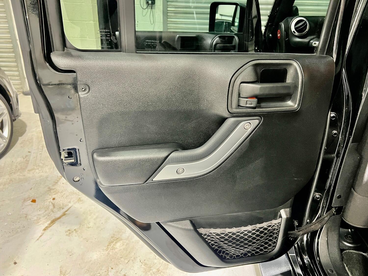 Used JEEP WRANGLER in Barrack Road West Parley Bh22 8ub, Dorset | Car ...