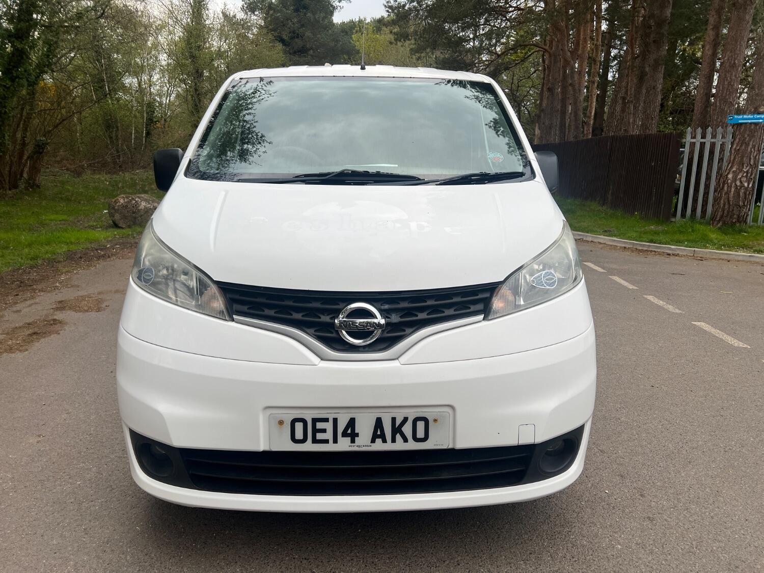 Used NISSAN NV200 in Barrack Road West Parley Bh22 8ub, Dorset | Car ...