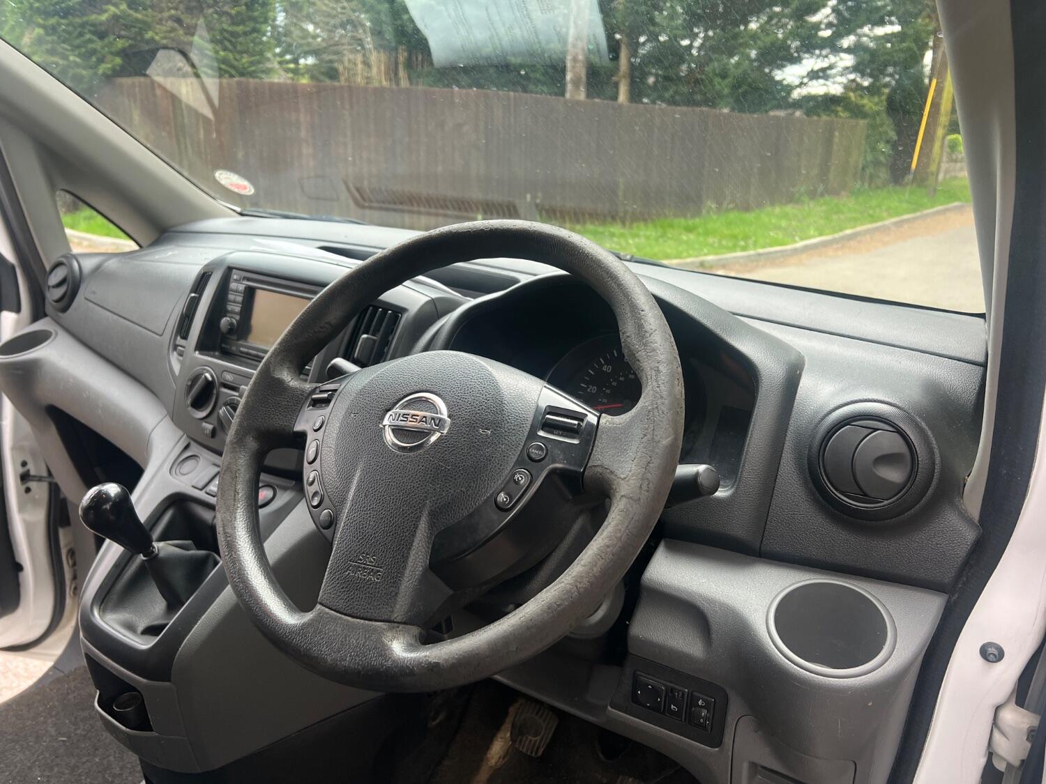 Used NISSAN NV200 in Barrack Road West Parley Bh22 8ub, Dorset | Car ...