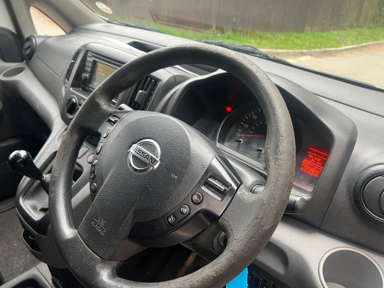 Used NISSAN NV200 in Barrack Road West Parley Bh22 8ub, Dorset | Car ...