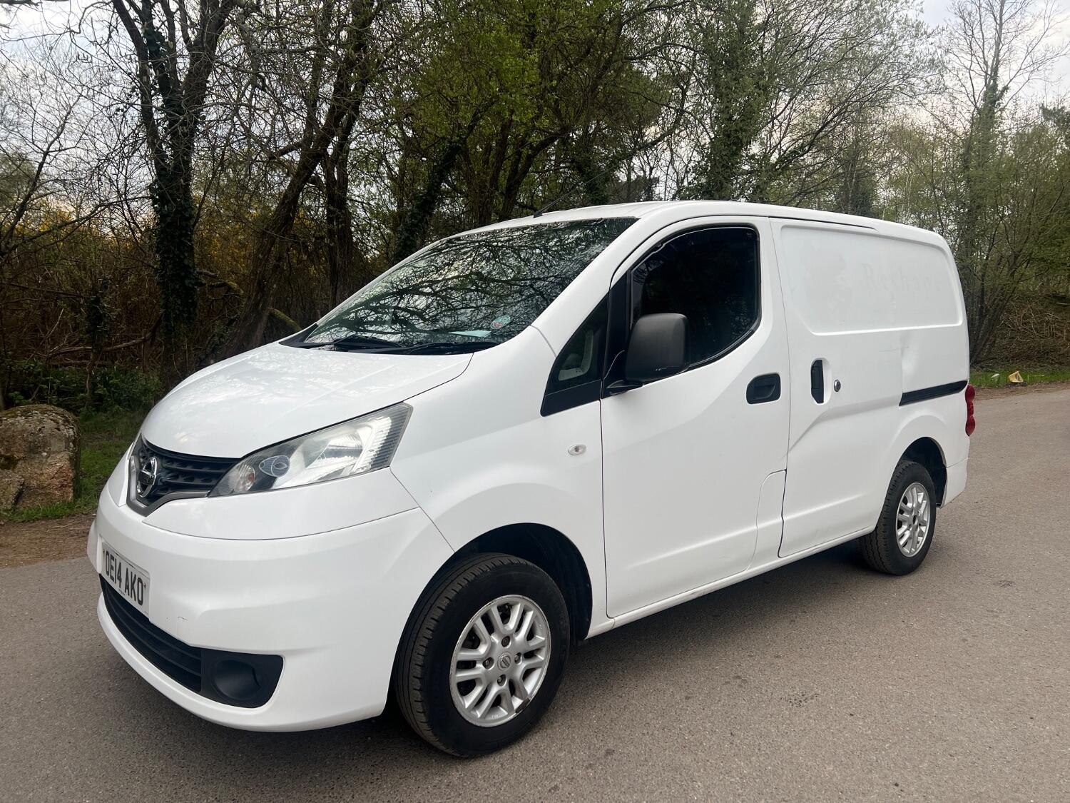 Used NISSAN NV200 in Barrack Road West Parley Bh22 8ub, Dorset | Car ...